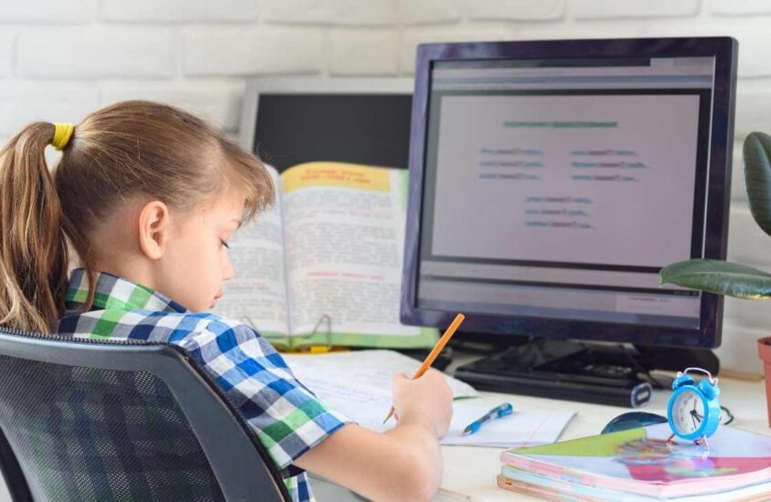 Como usar a tecnologia na educação infantil?